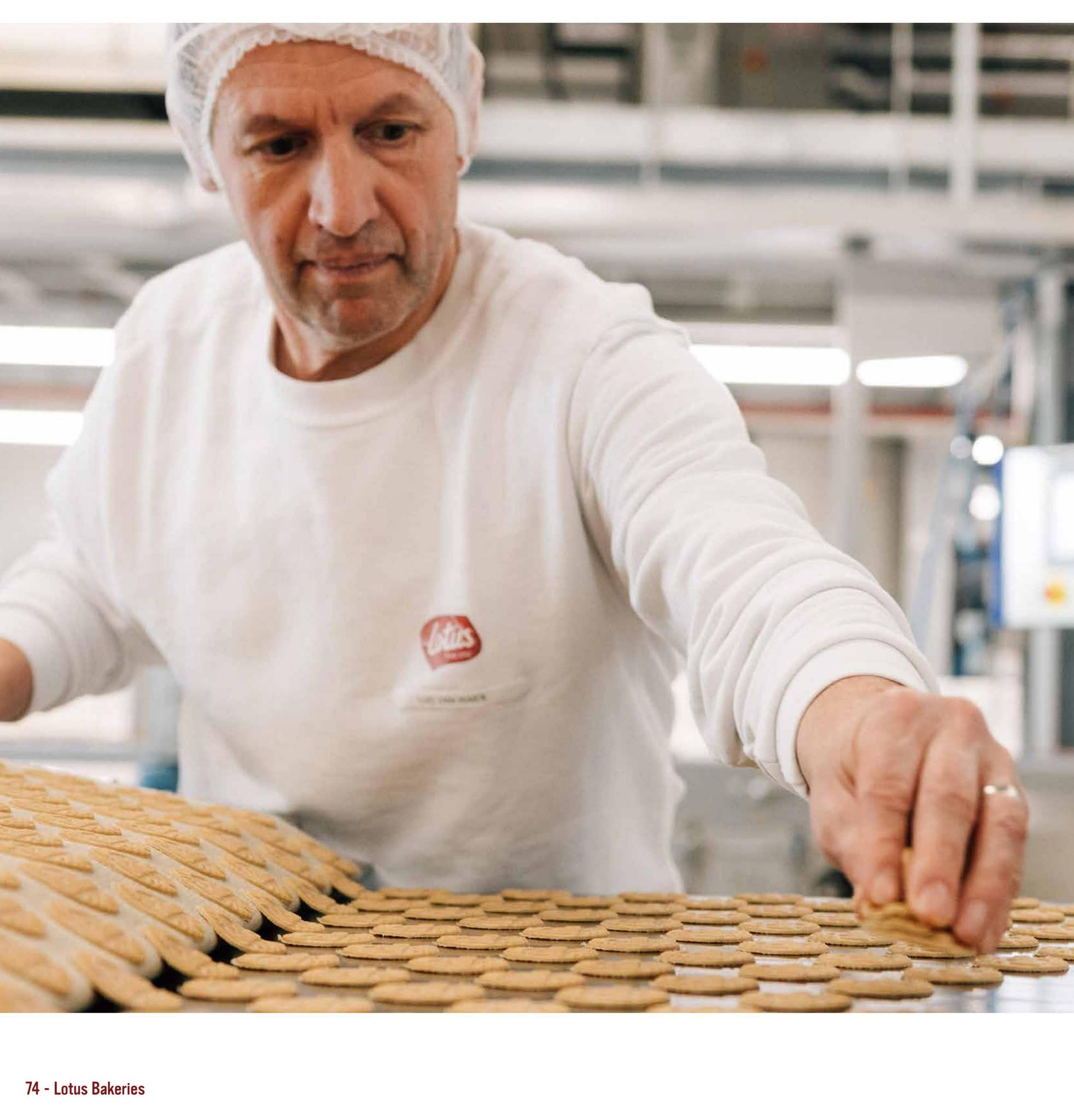 Lotus Bakeries Annual Report 2021 - ESG Compilation & GRI report by ...